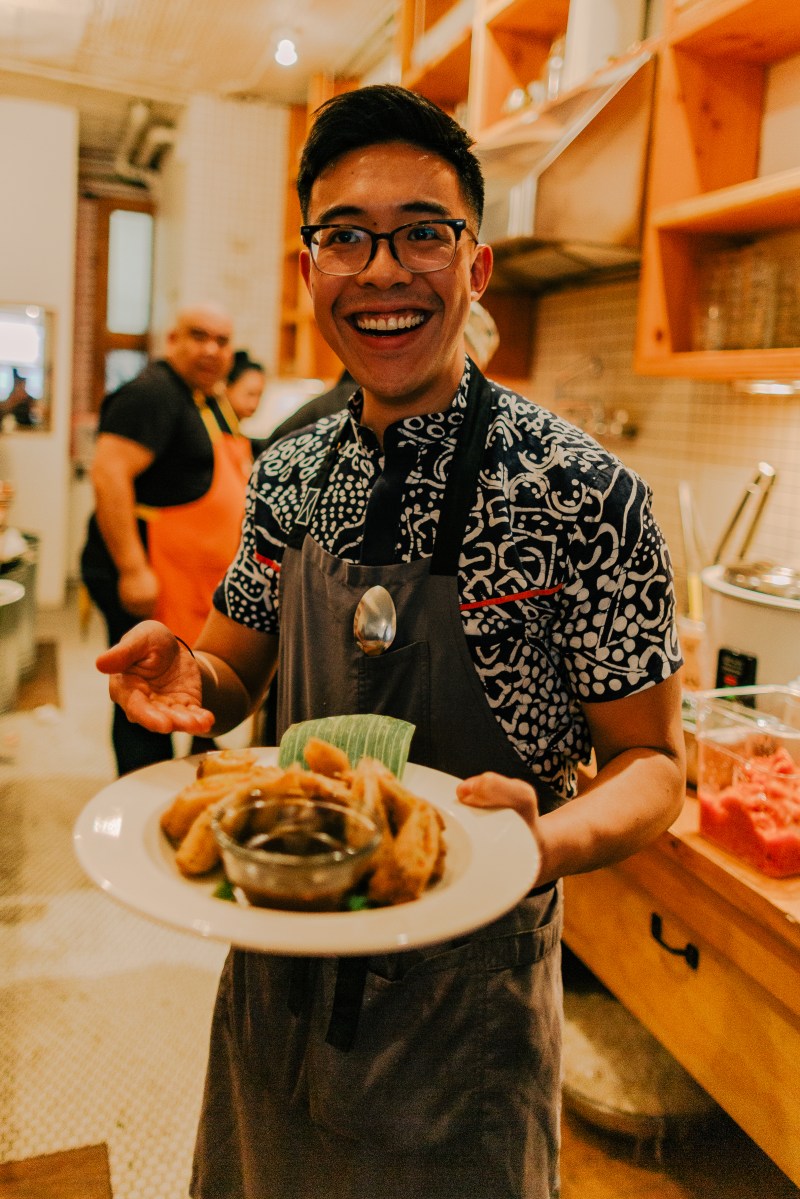 The Errant Diner – Break Bread, Break Boundaries